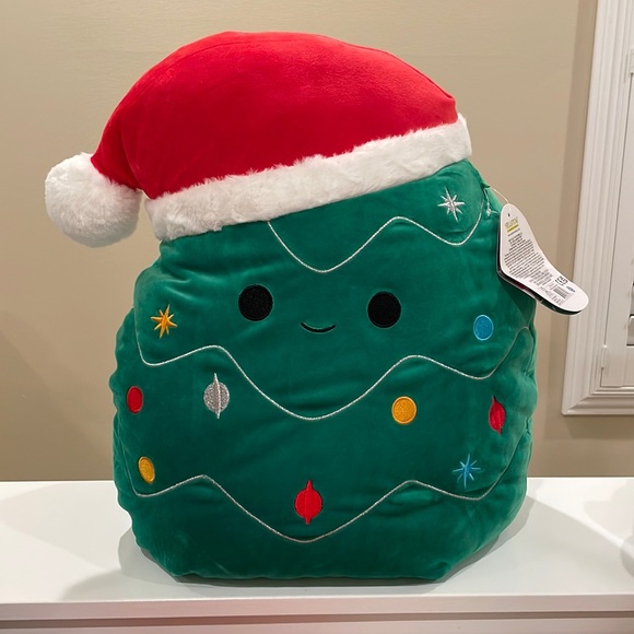 Squishmallows | Other | Nwt 6 Carol The Christmas Tree With Santa Hat ...